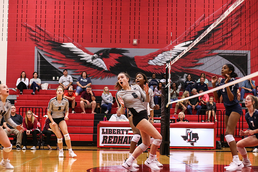 District win streak hits 10 as Redhawks beat Wolverines – WINGSPAN